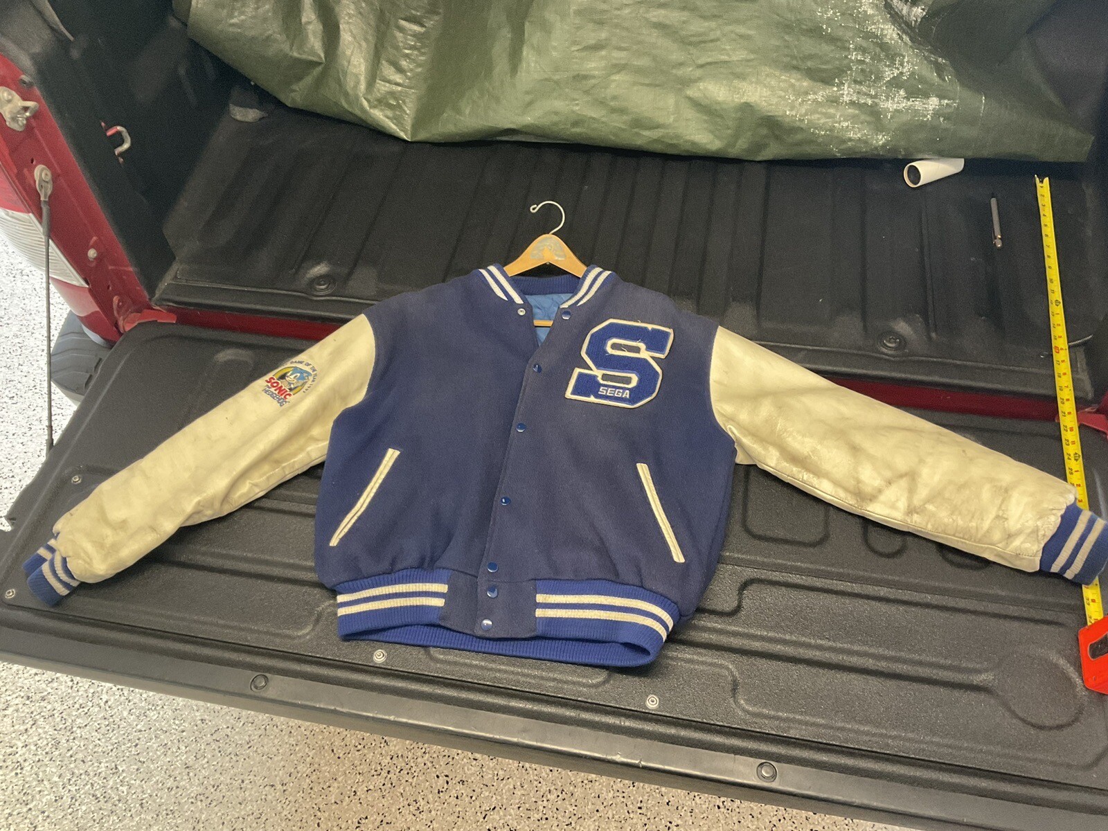 SEGA Sonic The Hedgehog Member Employee Crew USA vars… - Gem