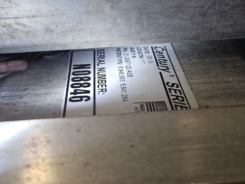 Whelen Mini Century Series Super LED Amber 11" Light Bar Stud Mount SAE ...