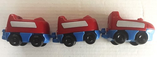 Fisher Price Little People Fun Sounds Train Station 3 Cars | eBay Australia