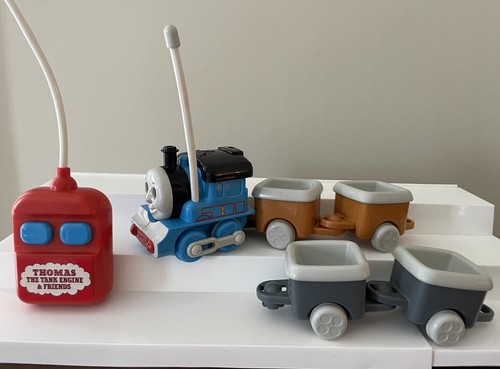 Vintage Thomas & Friends Chug Along RC Train Set w/Remote 1997 Working ...