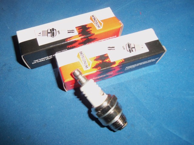 2 PACK WINDSOR SPARK PLUG FITS TILLERS LAWNMOWERS WATERPUMPS 40WSES 2 ...