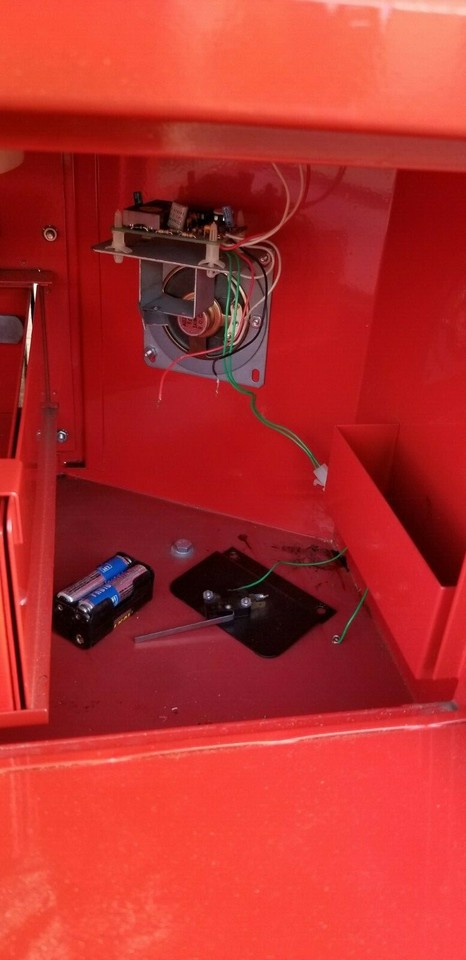 Vintage Zord Robot Toy Prize Vending Machine Trade Stimulator bubble ...