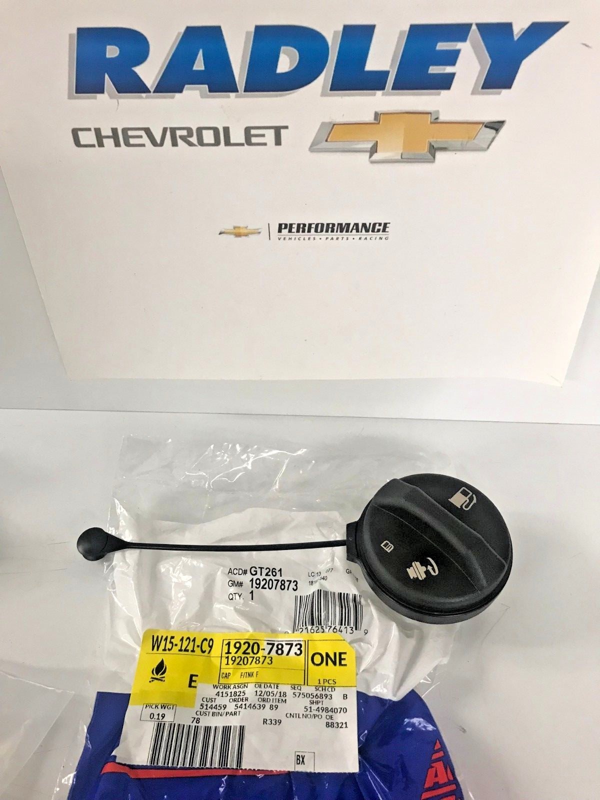 GM OEM Fuel Tank Filler-Gas Cap 19207873 B78 | eBay