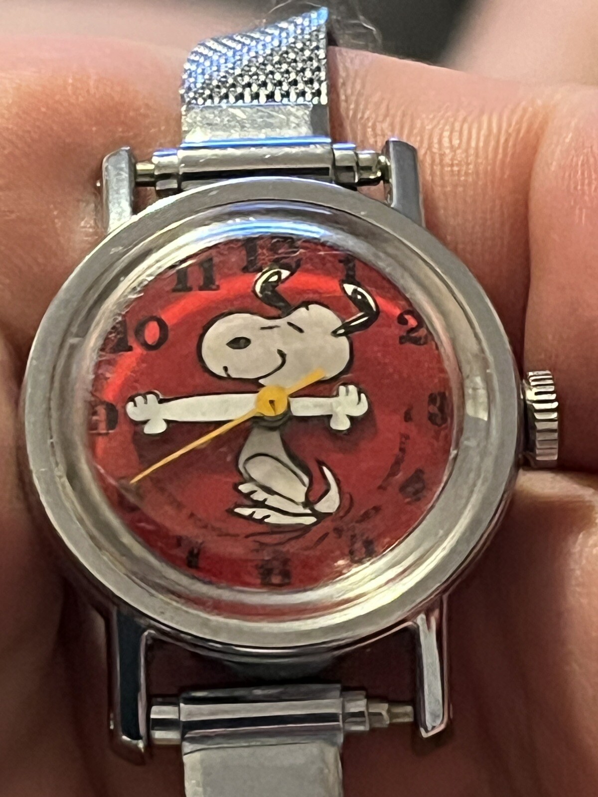 Vintage Snoopy Watch Red Face Mechanical Wind Up Steel Strap United ...