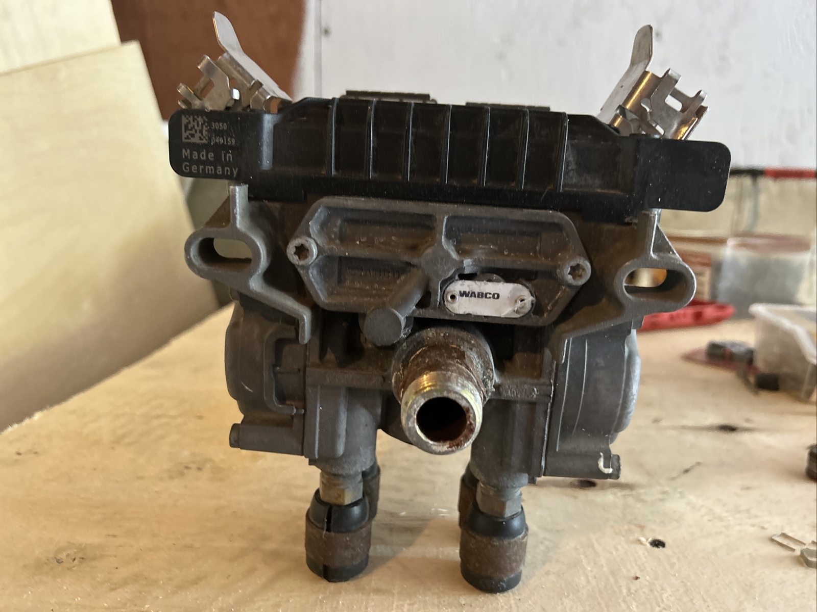 Meritor Wabco Trailer Modulator ABS Valve Control 4005001030 | eBay