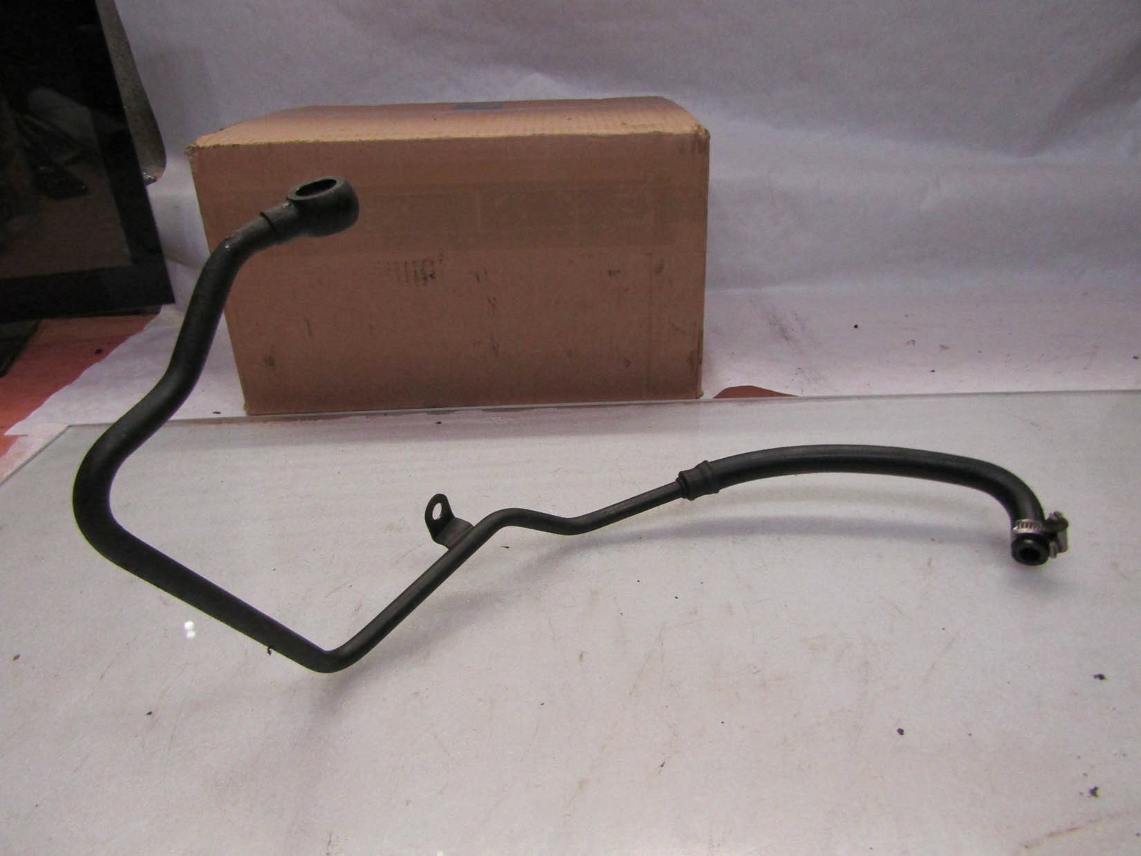 BMW 7 series E38 750 91-04 5.4 M73 engine bay oil pipe tube line #Aspen ...