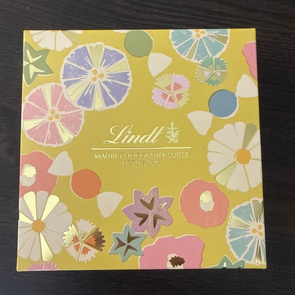 Lindt Japan Collection Empty Boxes x2 Origami & Sakura Design 14.8cm ...