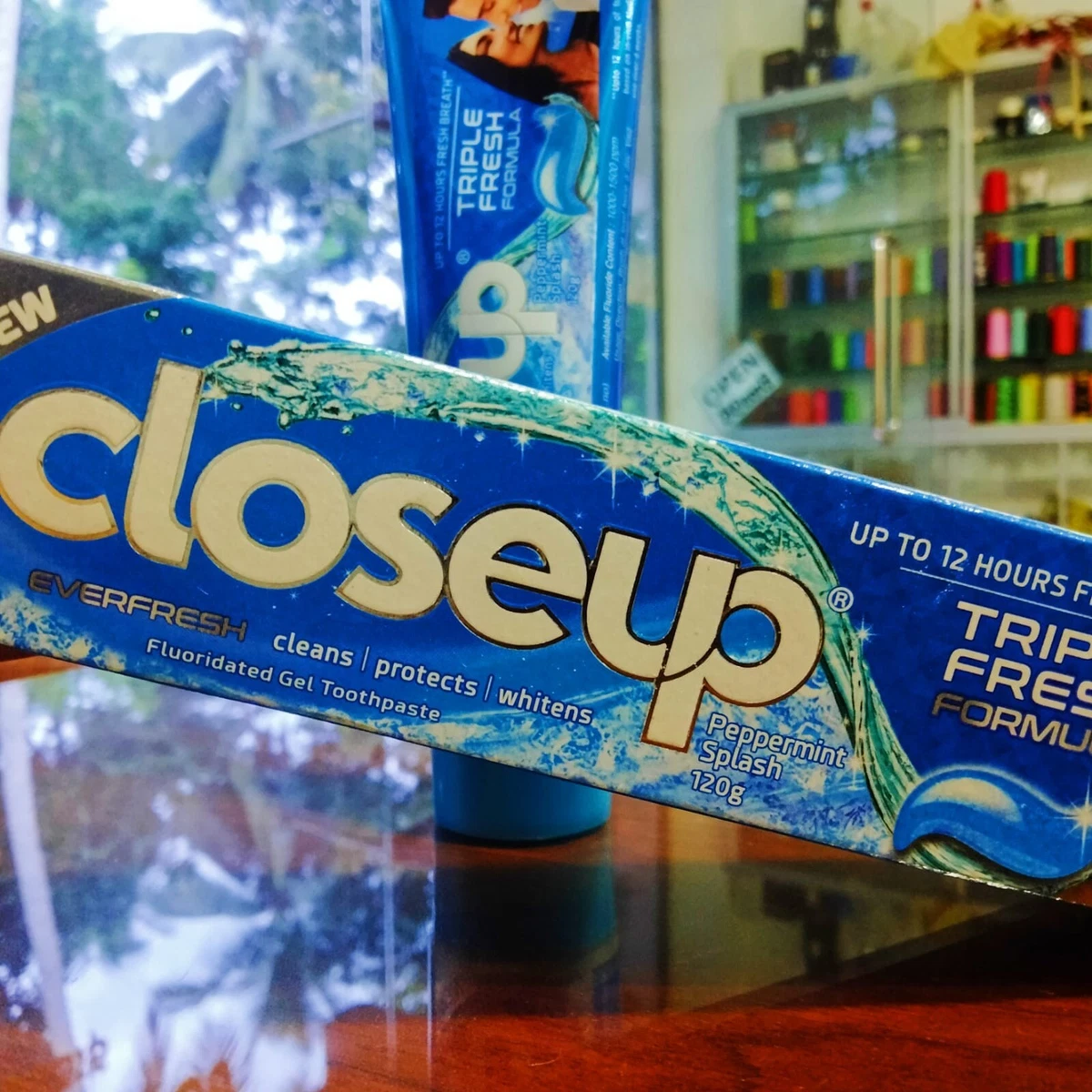 Close Up Toothpaste Peppermint Splash