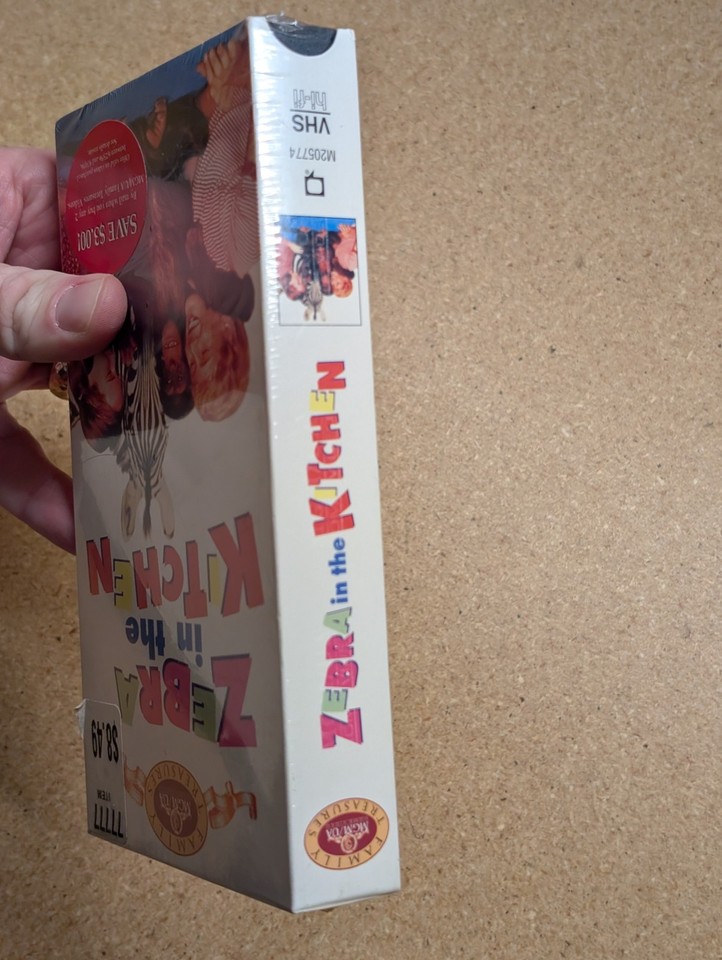 Vintage Zebra In the Kitchen VHS Video NEW SEALED MGM/UA 1965 1996 ...