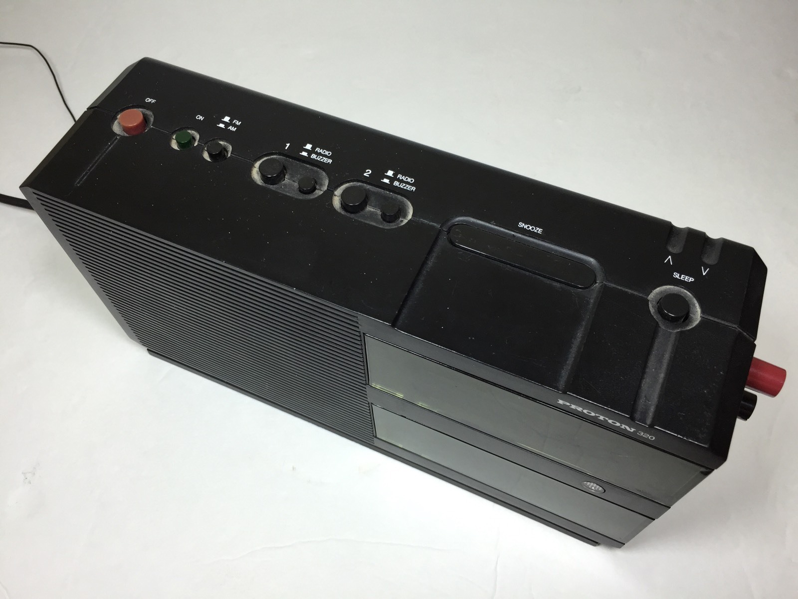 Proton 320 Dual Alarm AM/FM Digital Clock Radio Date Display Black FOR ...