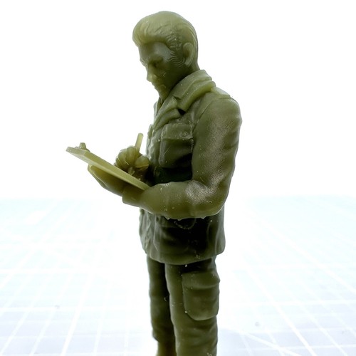 World War 2 American SGT w CLIPBOARD Toy Soldier Military Resin 1/32 ...