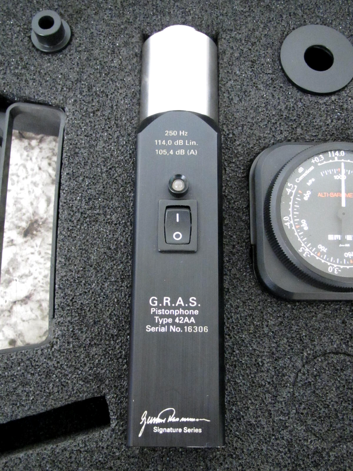 G.R.A.S. / GRAS 42AA Pistonphone / EMPEX Alti-Barometer Sound ...