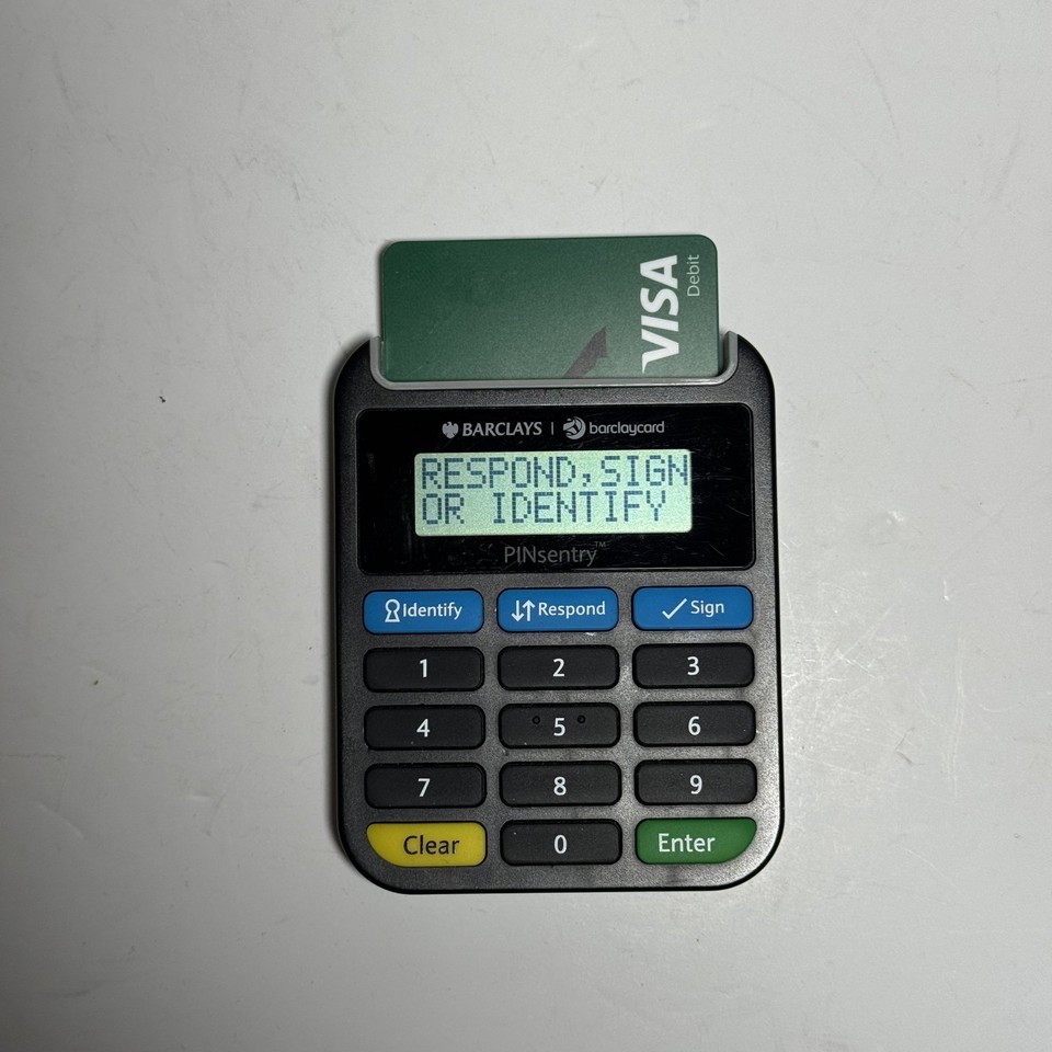 Barclays Barclaycard PINsentry Card Reader - Online Banking Security ...