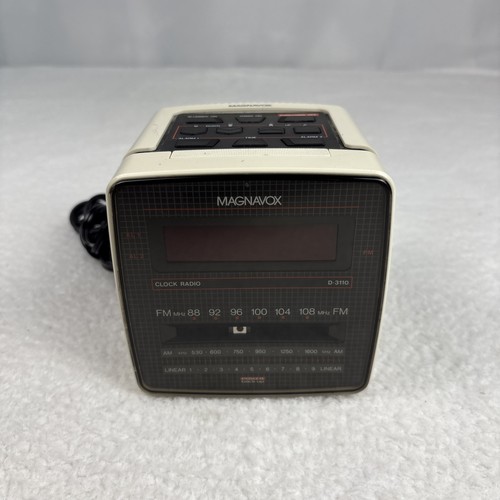 Magnavox D3110/37 White Cube Radio Alarm Clock-1985-AM/FM-Red LED ...