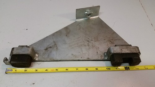 VW/ Audi Engine Support Bridge VW 10-222 A13 BTW/MA | eBay