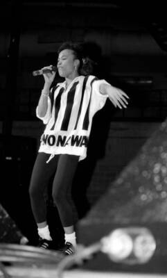 Valerie Watson of Club Nouveau at the UIC Pavilion 1987 OLD MUSIC PHOTO ...