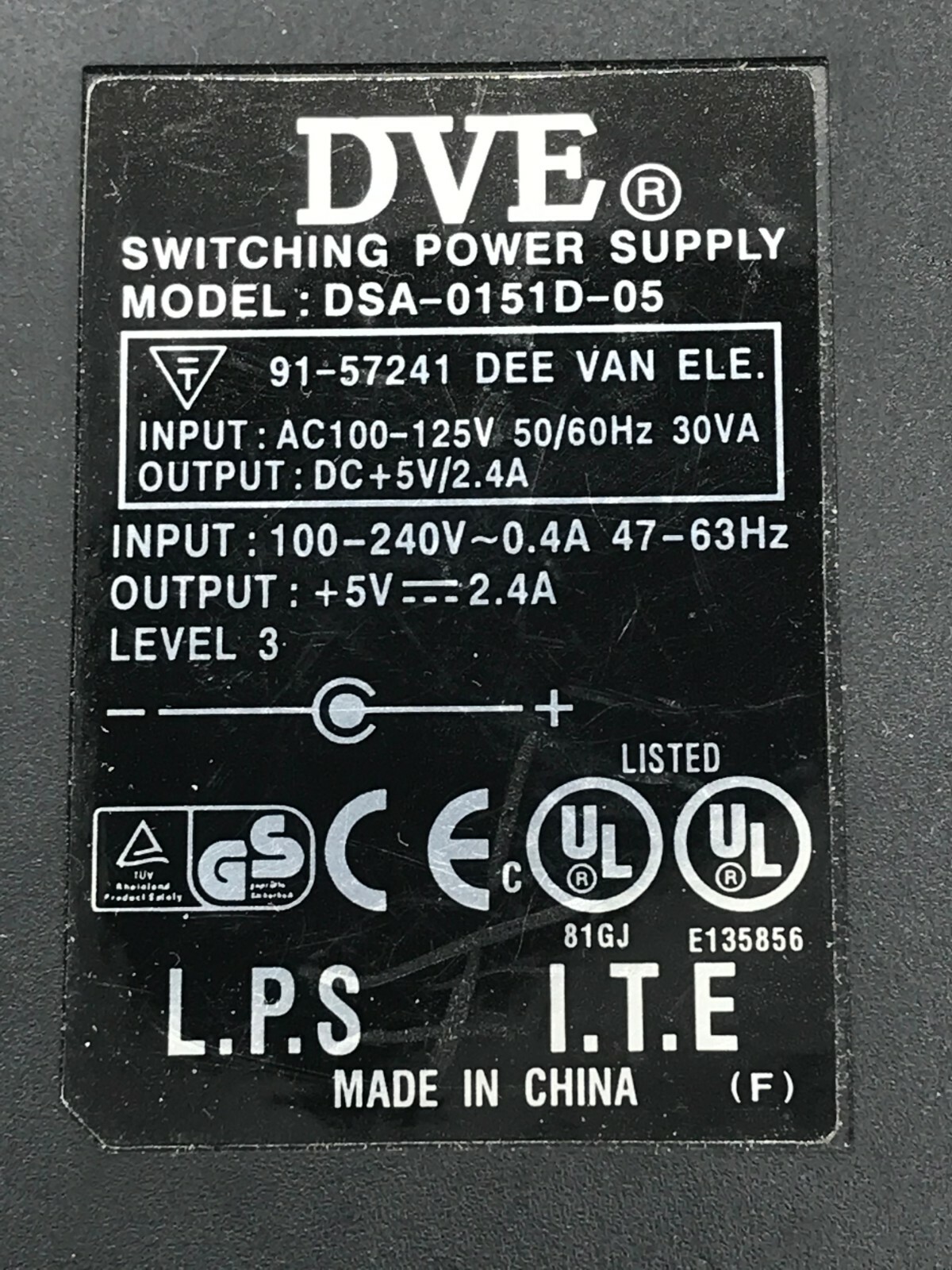 DSA-0151D-05 DVE Switching power supply Plug type +5V 2.4A input 100 ...