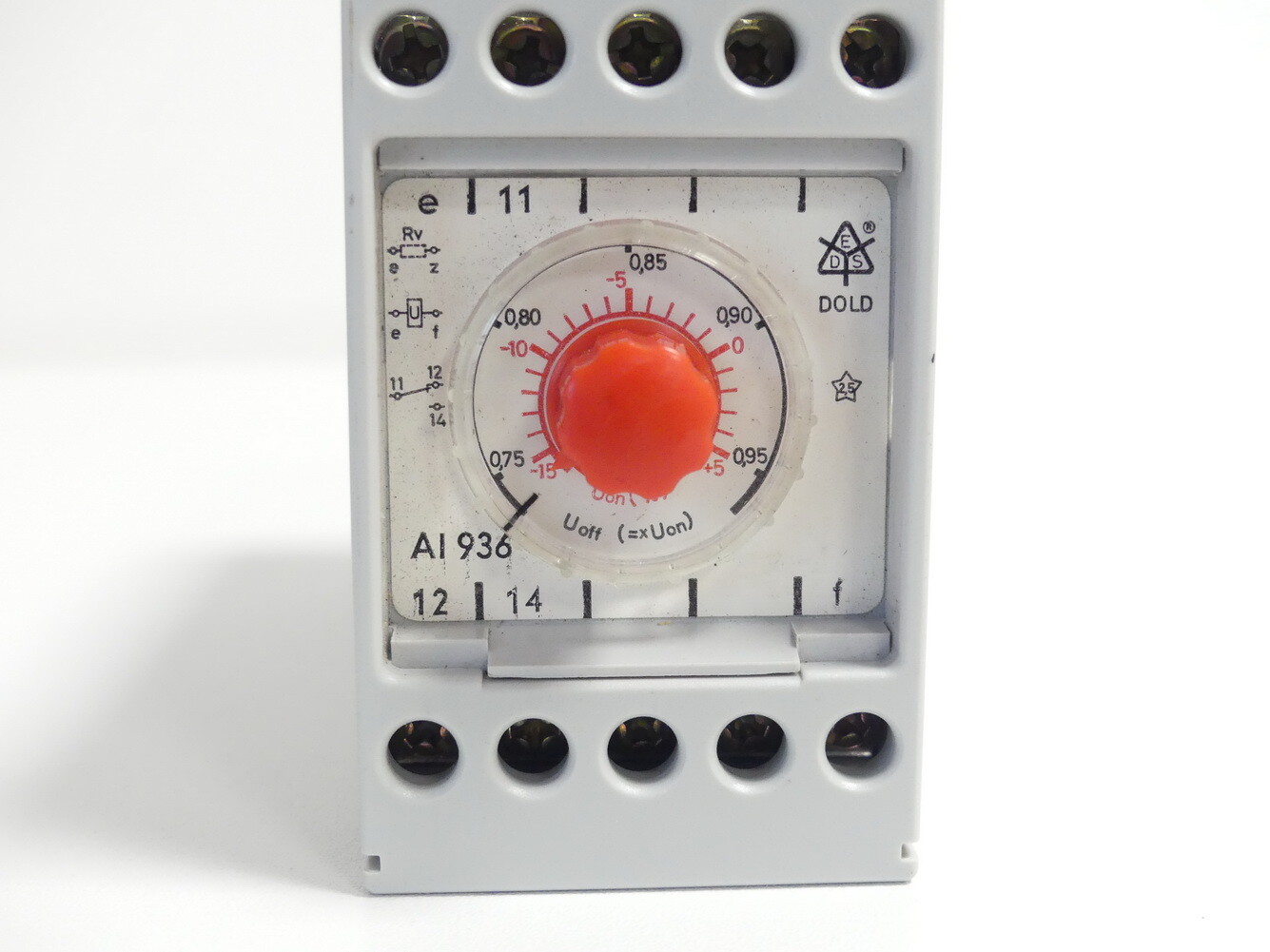 E. Dold u. Söhne AI 936 Spannungsrelais e/f AC 50Hz 220V | eBay.de