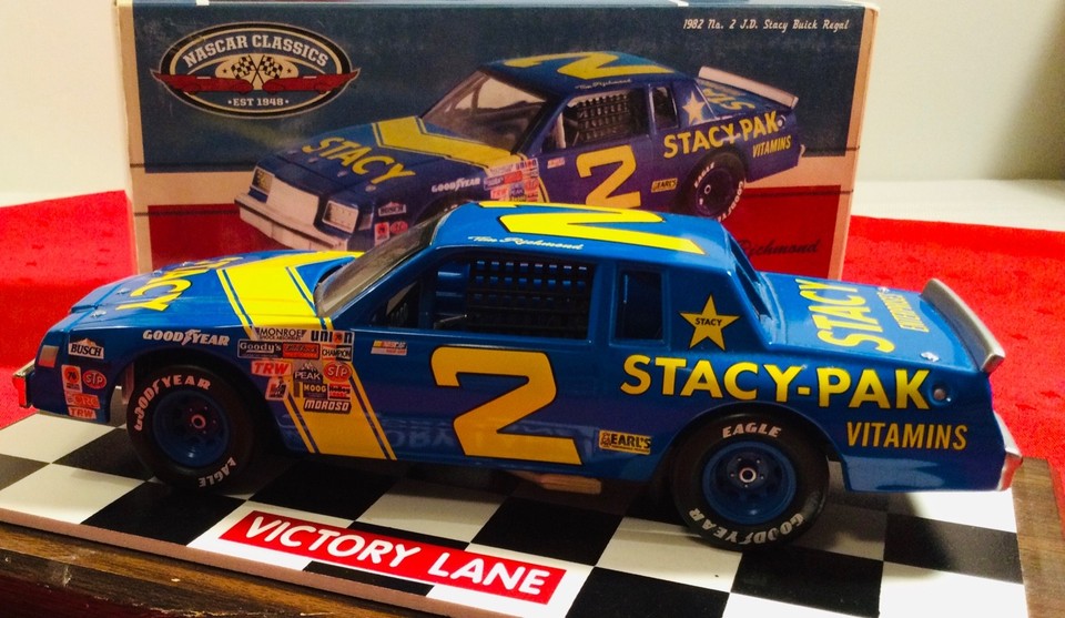NASCAR 1:24 Diecast #2 Tim Richmond - JD STACY ENTERPRISES 1982 Buick ...