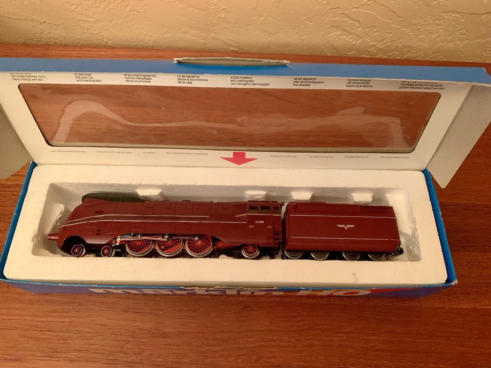 Märklin AC HO 3089 German DRG Class BR 03 Streamline Steam Locomotive ...