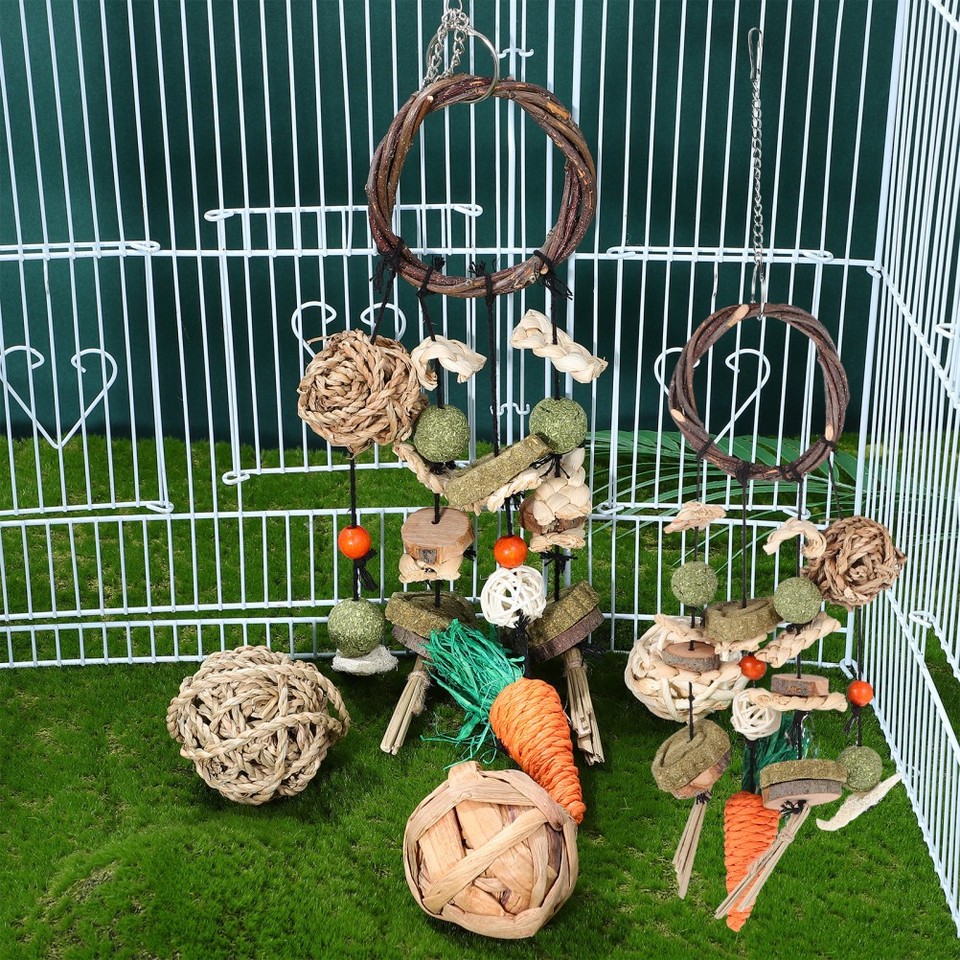 Small Animal Chews Toy Bunny Toys for Pet Hamster Chewing Hanging ...