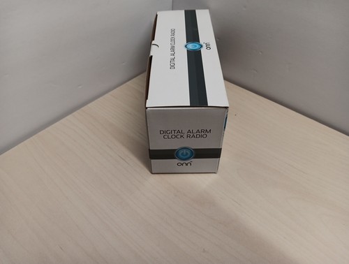 New ONN AM/FM Digital Alarm Clock Radio Large 1.8" Display W/ Battery ...