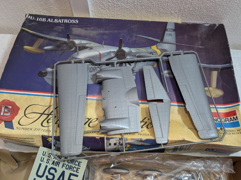 Monogram 6065 - HU 16B Albatross Heritage Edition- Model Airplane Kit 1 ...