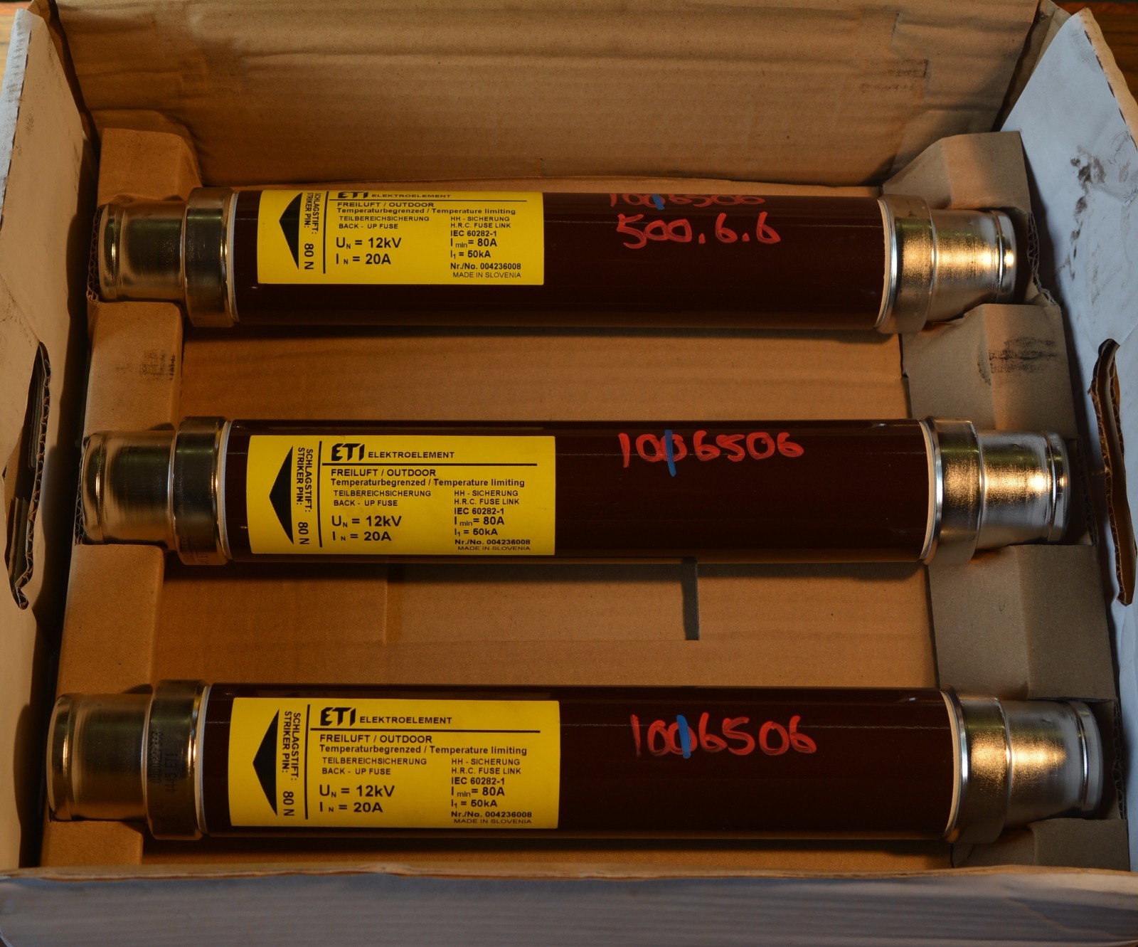 Box of 3 ETI Elektroelement HRC Fuse link 004236008 12kV In=0.5A IEC ...