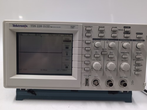 Tektronix TDS 220 100MHz Digital Oscilloscope TDS220 *Power Tested ...