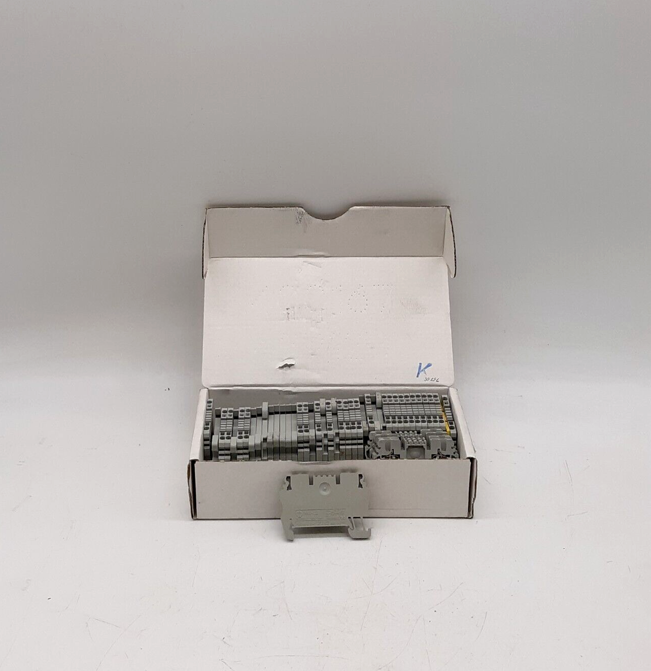 Allen-Bradley 1492-L2 Terminal Blocks - Box of 46 | eBay