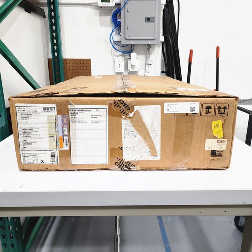 Cisco UCS-R2F-FI-6454 UCS 6454 Fibre Channel Switch UCS-FI-6454 2x 650W ...