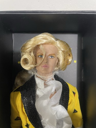 INTEGRITYTOYS= Rory "Riot" Liewelyn-JEM AND THE HOLOGRAMS-DRESSED DOLL ...