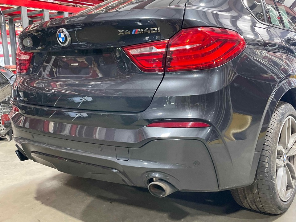 2018 BMW X4 OEM Rear Bumper Cover Park Assist A90M Sophisto Grey 15-18 ...