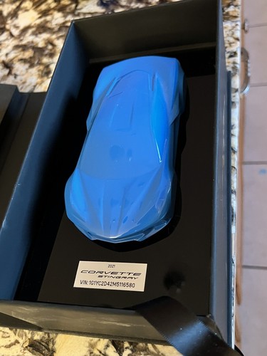 CORVETTE STINGRAY 2021 C8 OEM Speed Shape Model Owner's Gift W/VIN ...