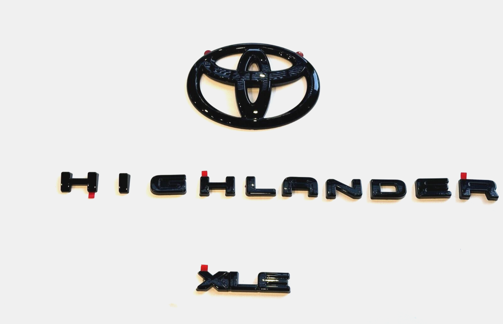 2020-2024 Toyota Highlander XLE Gloss Blackout Emblem Overlay Kit PT948 ...