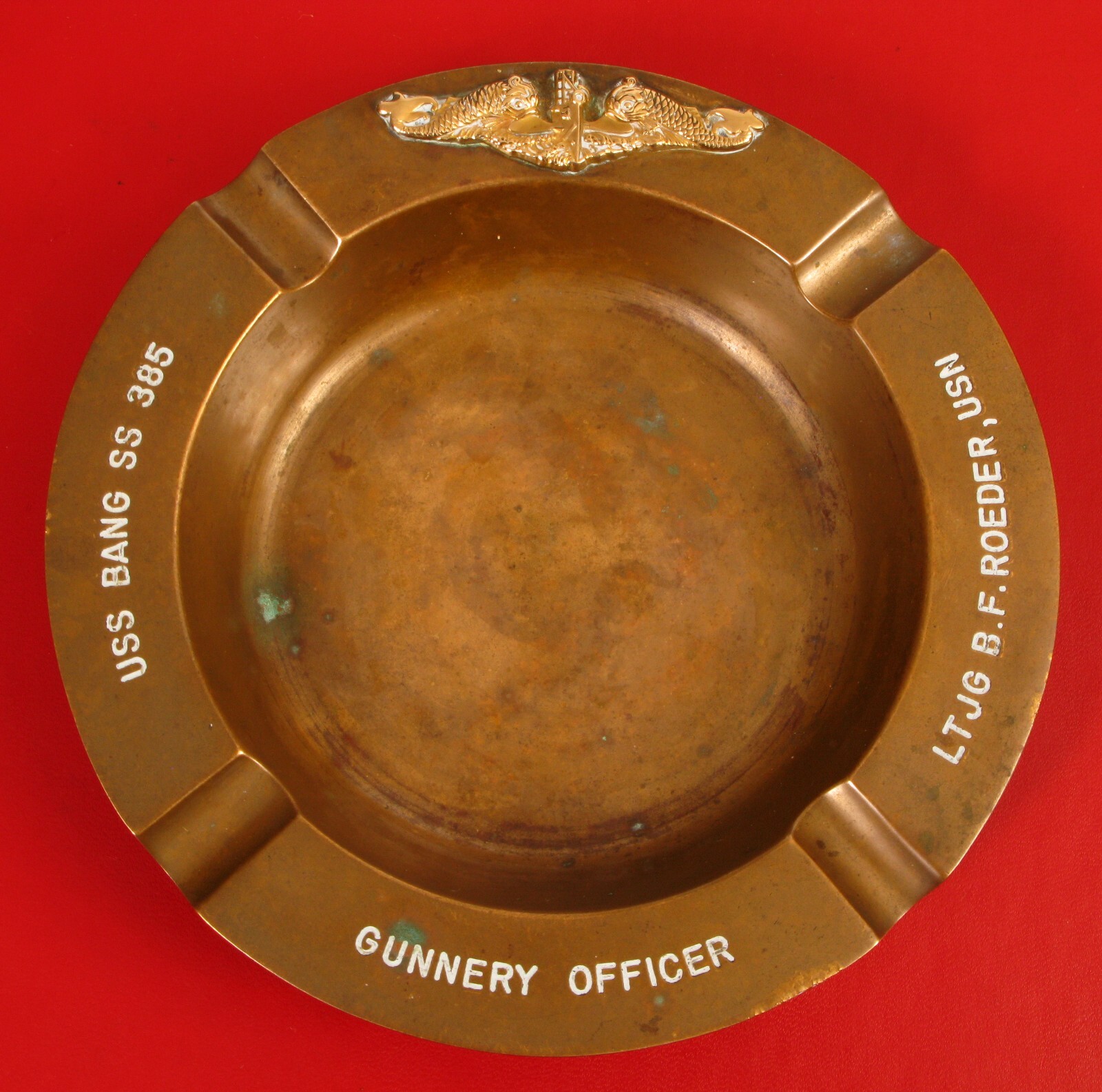 USN CIGAR ASHTRAY USS BANG 385 SUBMARINE GUNNERY OFFICER B. F. ROEDER ...