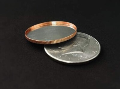 Magic Trick Expanded Shell Half Dollar Appearing Vanish Coin Magicians ...