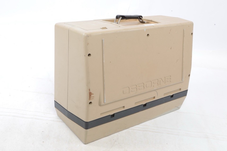 Vintage Osborne Executive Computer Model OCC 2 - Powers On But Needs ...