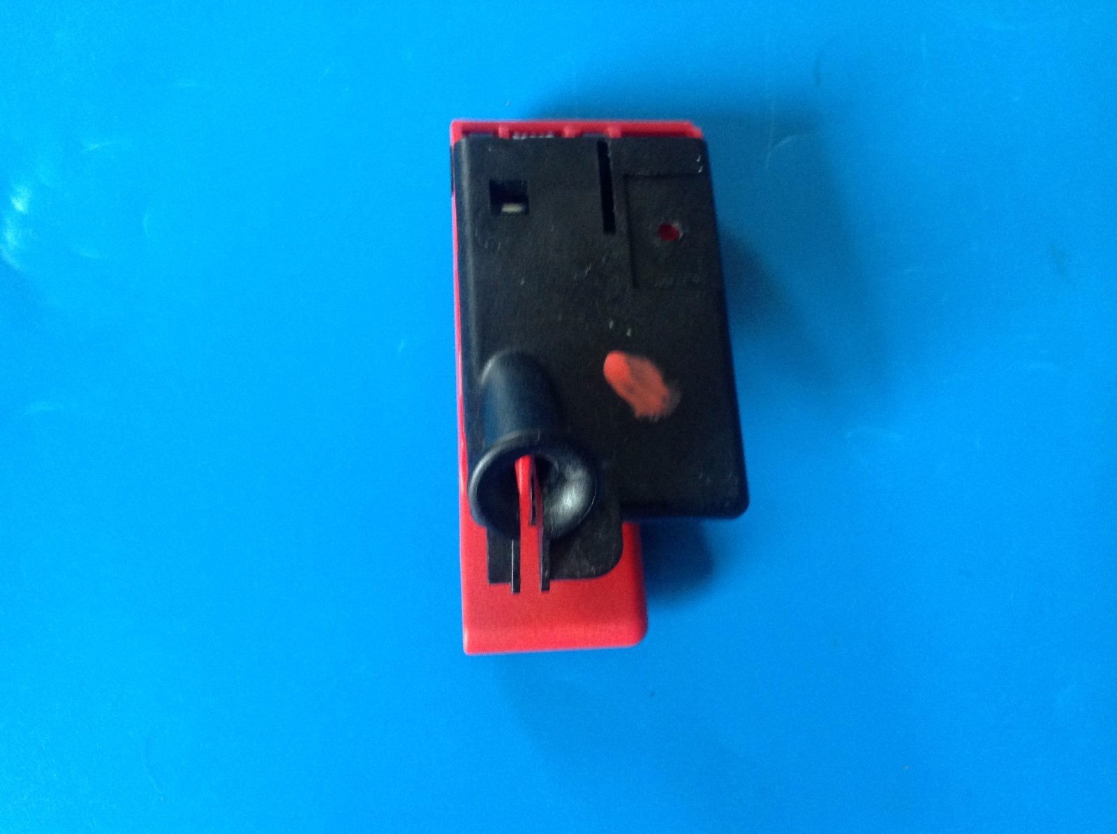 06 MERCEDES W211 E350 HOOD RELEASE HANDLE ASSEMBLY OEM A1648203085 | eBay