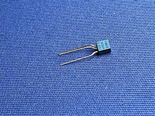 QTY-1 MPS3638A MOTOROLA 2N3638 TRANSISTOR TO-92 RARE PREPPED LEADS NOS ...