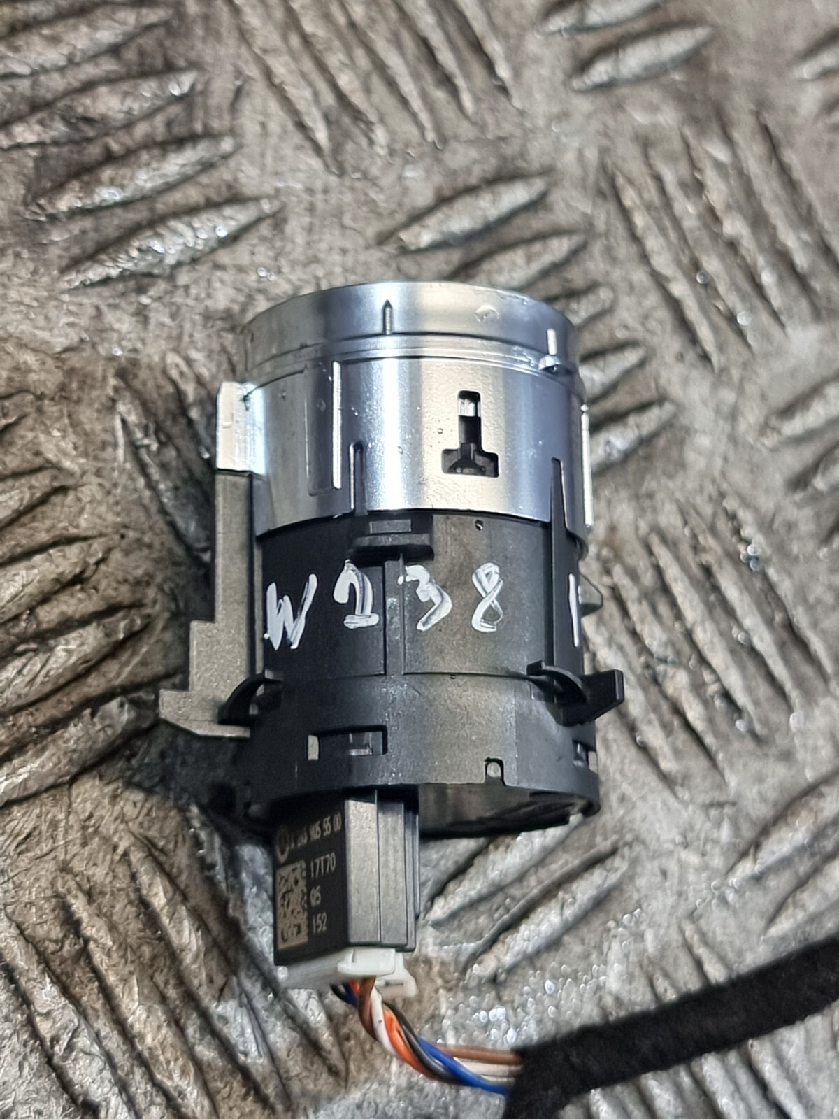 MERCEDES E CLASS ENGINE START STOP BUTTON A2139055500 2L DSL AUTO W238 ...