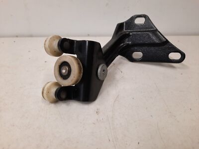 Rollenführung Schiebetür oben rechts Mercedes Sprinter W906 A9067600147 ...