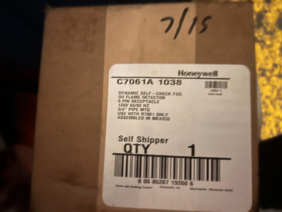 New Honeywell C7061A1038 UV Flame Detector C7061A 1038 Express DHL or ...