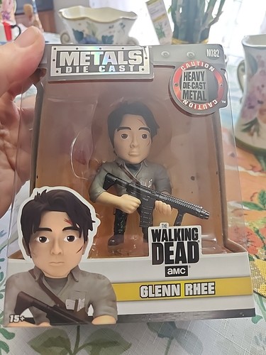 AMC's The Walking Dead Jada 4" Die Cast Metals M182 Glenn Rhee | eBay