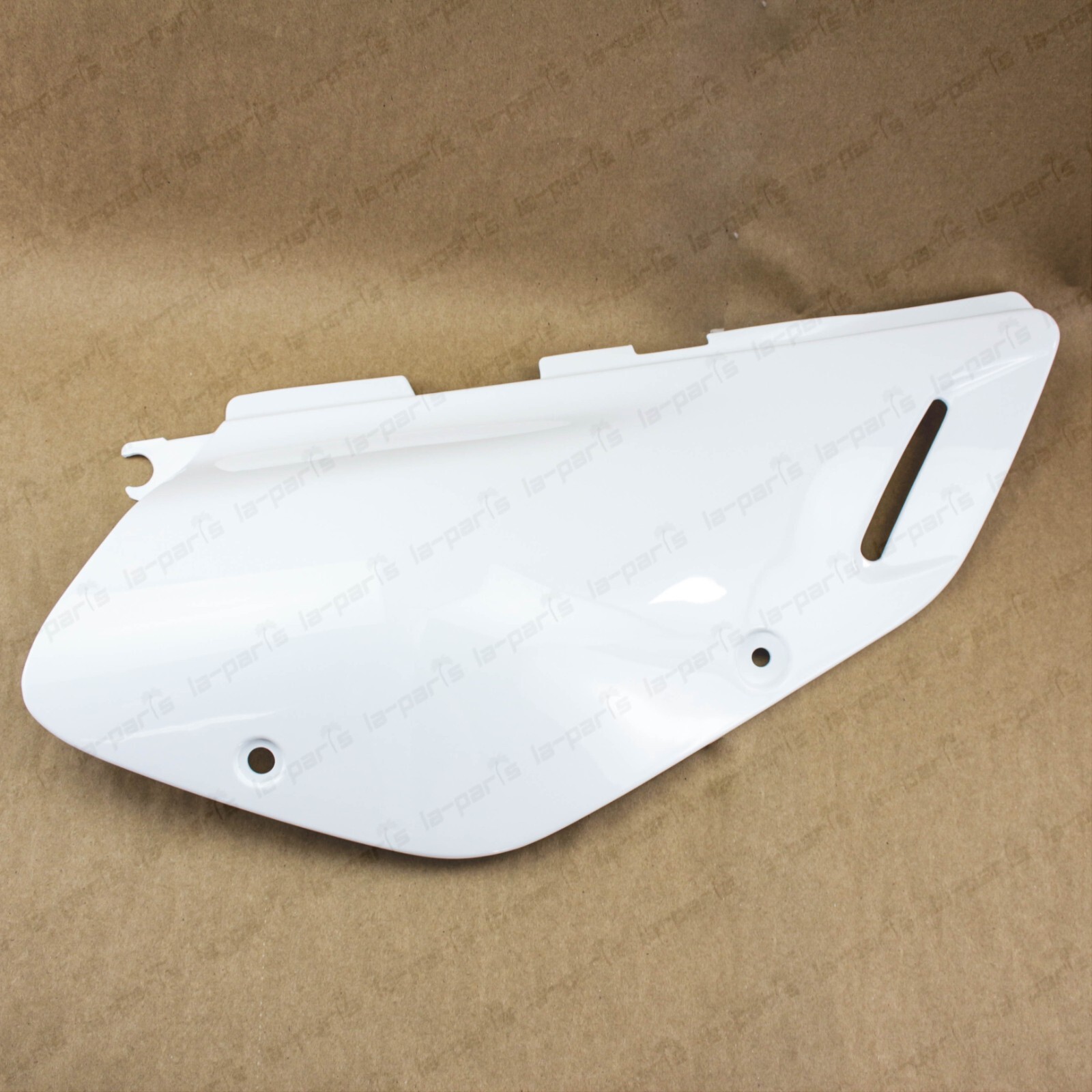 New Genuine OEM Suzuki DR650SE Right Frame Cover White 47111-32E10-30H ...