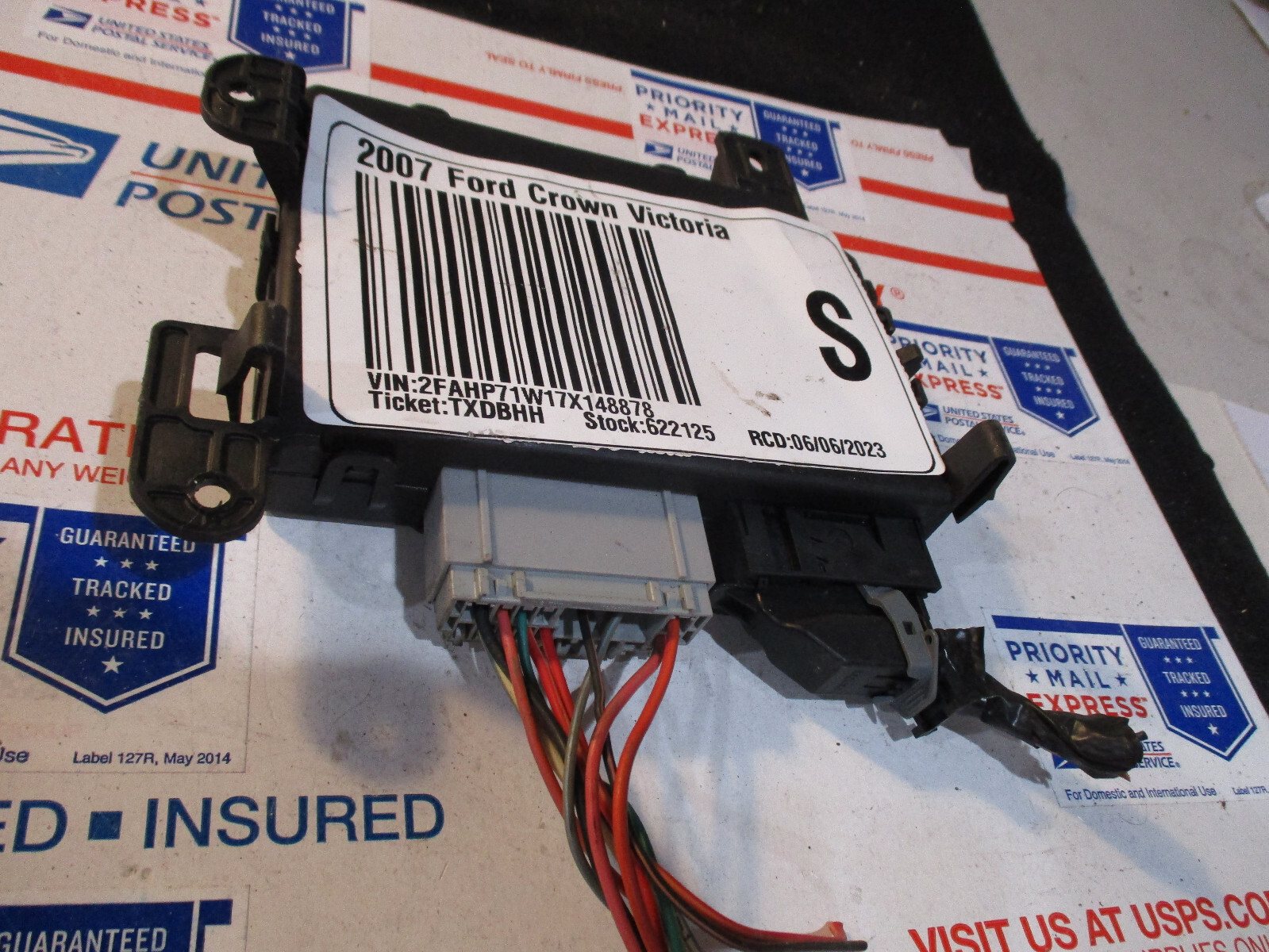 2007 CROWN VICTORIA P71 Keyless Entry Driver Door Module LH Computer ...