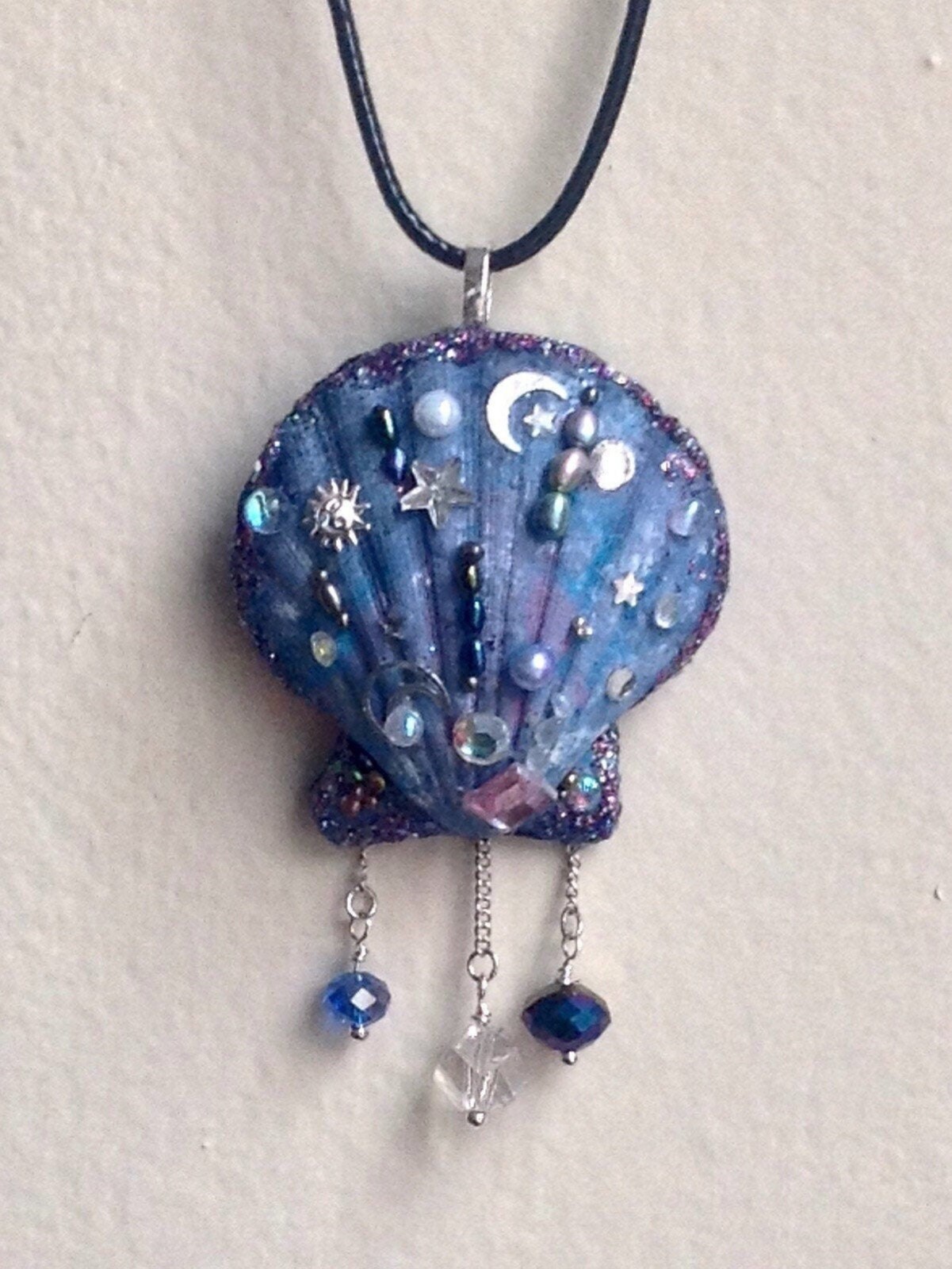 Hand painted Shell Necklace Galaxy Shell Pendant Necklace Space Galaxy ...