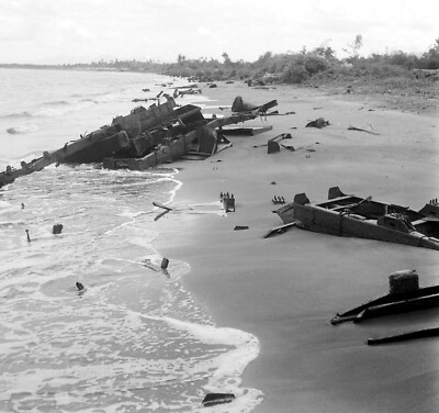 WW2 WWII Photo World War Two / Post War Scenes from the Phillipines ...