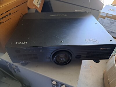 Panasonic PT-DW5000U DLP DLP Projector | WXGA | Dual Lamp ...