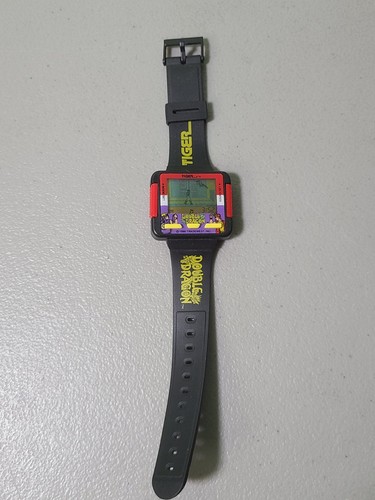 Double Dragon Tiger Electronics LCD Video Game Watch - Tested w/ New ...